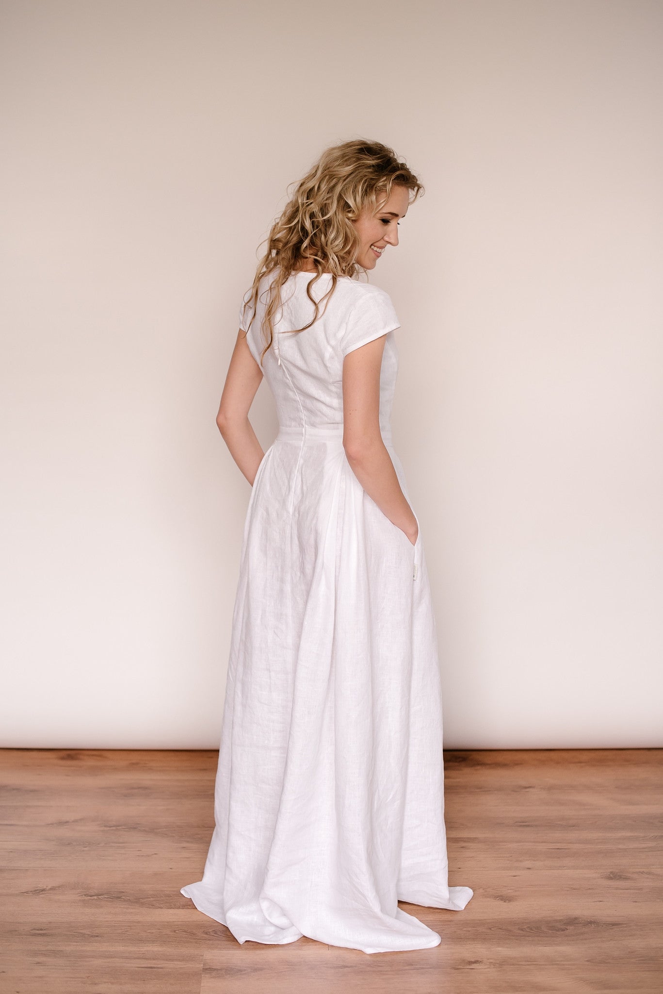 A-Line Linen Wedding Dress. Handcrafted. World Wide Shipping.